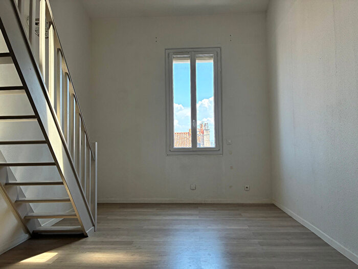 Marseille 8ème, Perier : Appartement 3 pièces à louer