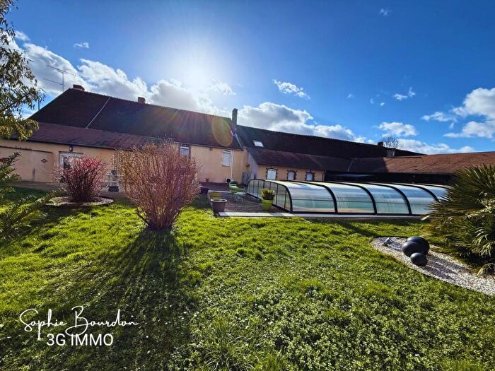 Maison à vendre - Joigny - 11 pièces - 7 chambres