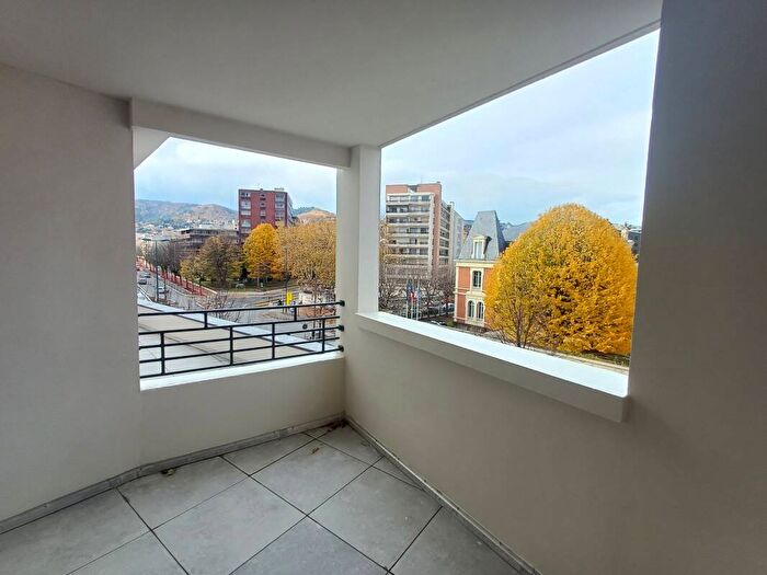 Appartement à louer - Saint Alyre, Clermont-Ferrand - 2 pièces - 1 chambre