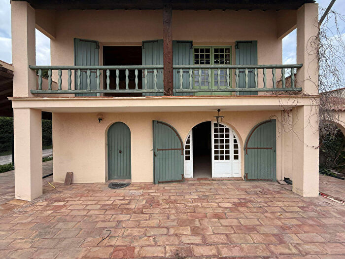 Maison à vendre - Arles, Pont de Crau, Moulès - 7 pièces - 4 chambres