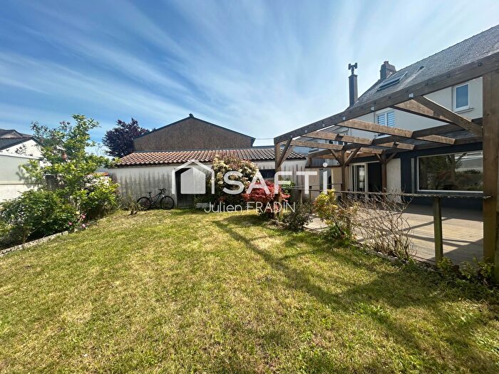 Maison 11 pièces à Thouaré-sur-Loire, à vendre