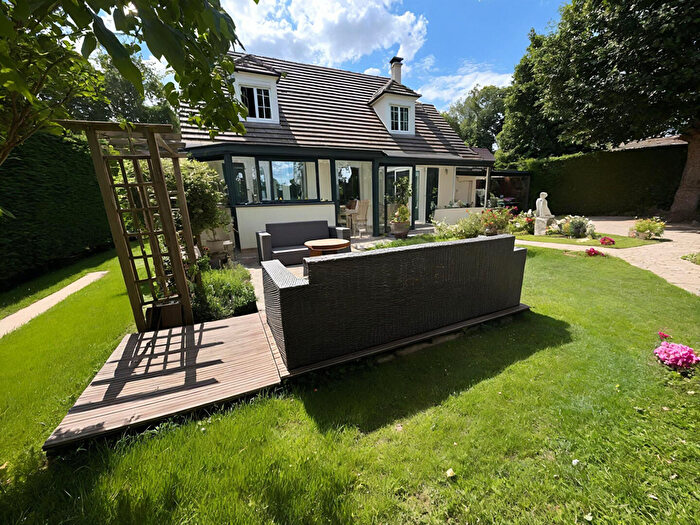 Maison à vendre - Magny-en-Vexin - 6 pièces - 4 chambres