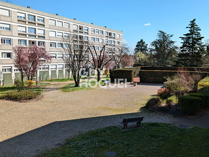 Appartement 4 pièces à vendre - Décines-Charpieu, Champ Blanc