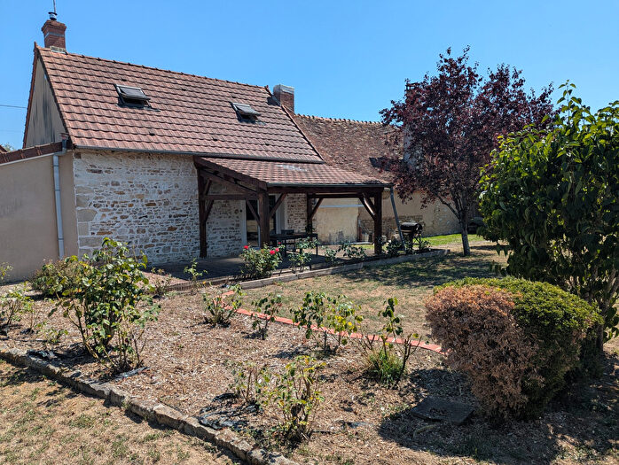 Maison 3 pièces à Saint-Christophe-en-Boucherie, à vendre