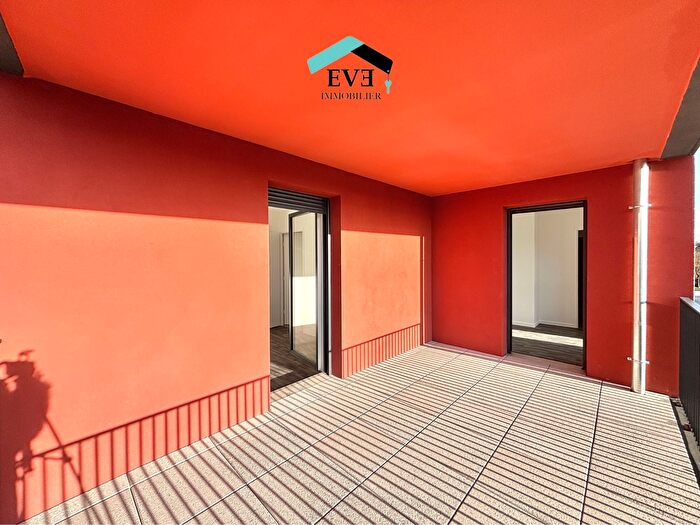 Appartement à vendre - Pont-de-Chéruy - 4 pièces - 3 chambres