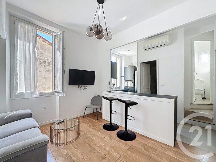 Appartement à louer - Cannes, Bocca Sud - 2 pièces - 1 chambre