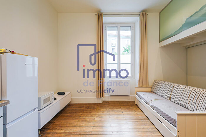Appartement 1 pièce à Grenoble, Championnet, à vendre