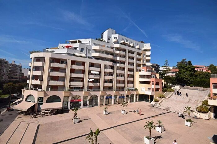 Nice, Promenade des Anglais, Rue de France : Appartement 1 pièce à vendre