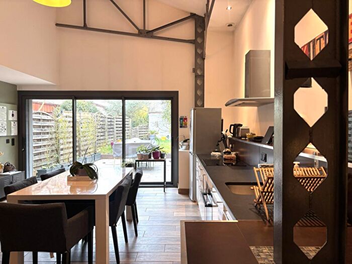 Appartement à vendre - Dijon - 4 pièces - 2 chambres