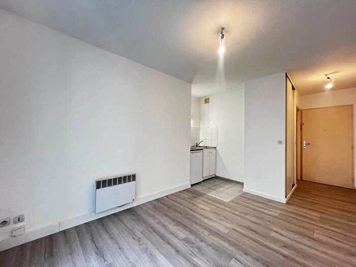 Appartement 1 pièce à louer à Talence, Saint-Genès, La Médoquine, Haut-Brion