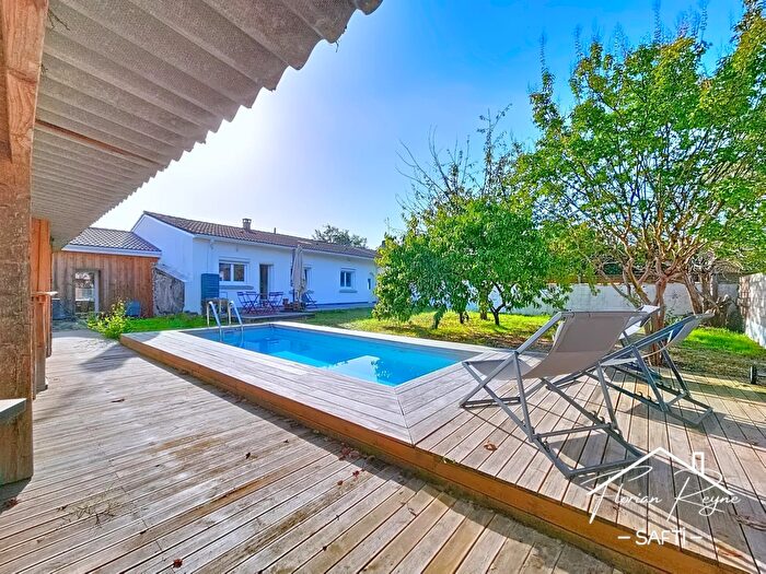 Maison à vendre - Blanquefort, Caychac - 4 pièces - 3 chambres