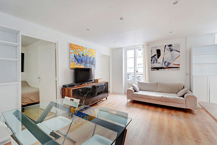 Appartement à vendre - Paris e , La Chapelle, Marx Dormoy - 2 pièces - 2 chambres