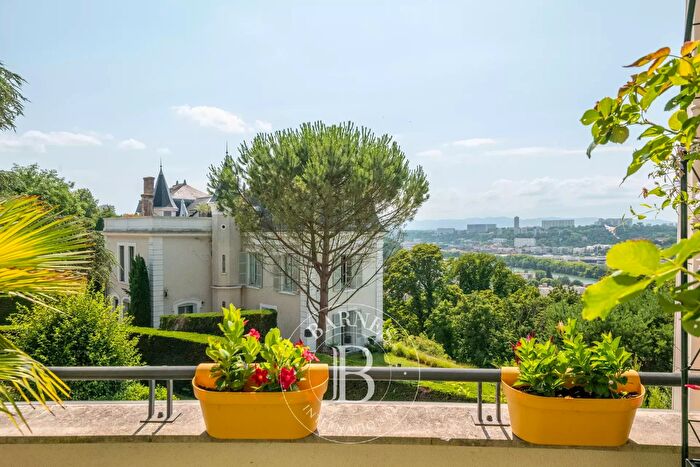 Maison à vendre - Caluire-et-Cuire, Cuire-le-bas, Cuire-le-Haut - 6 pièces - 3 chambres