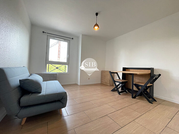 Brétigny-sur-Orge, Centre-ville : Appartement 1 pièce à louer