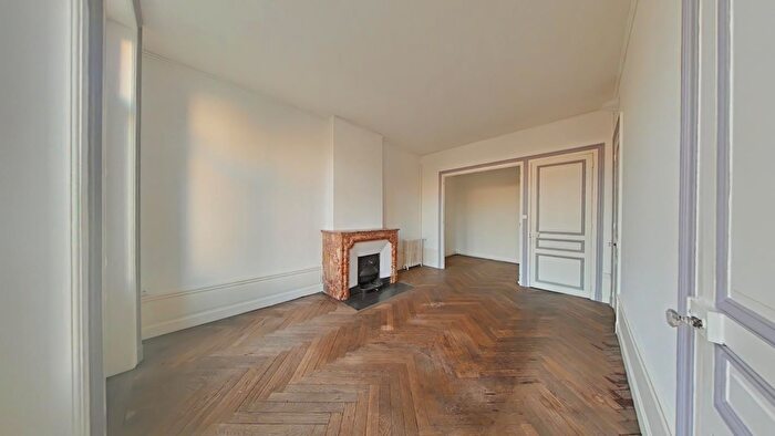 Appartement à louer - Saint-Étienne, Tardy, Colline des Pères, Bizillon - 2 pièces - 1 chambre