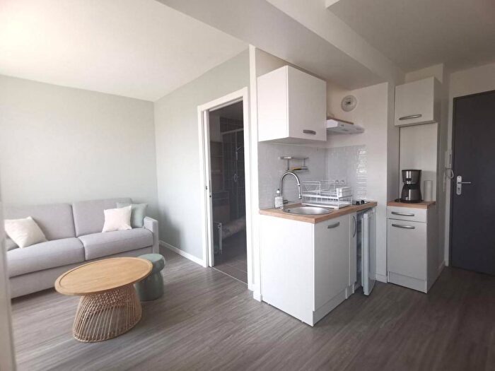 Appartement 1 pièce à louer - Centre Ville, Massy