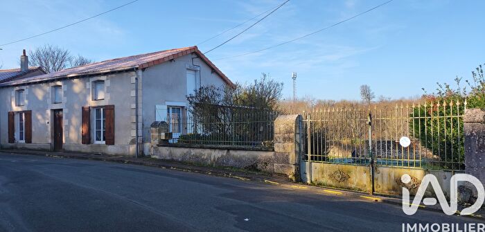 Maison à vendre - Latillé - 4 pièces - 3 chambres