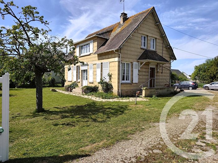 Maison 4 pièces à vendre à Ajou