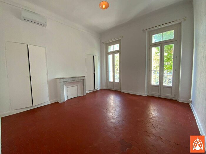 Centre Ville, Salon-de-Provence - Appartement 3 pièces à louer