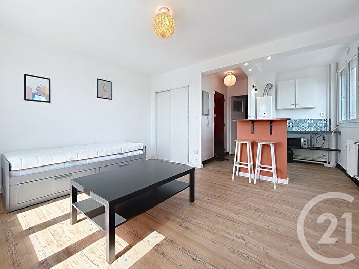 Appartement à louer - Troyes, Trevois, Croncels - 1 pièce - 1 chambre