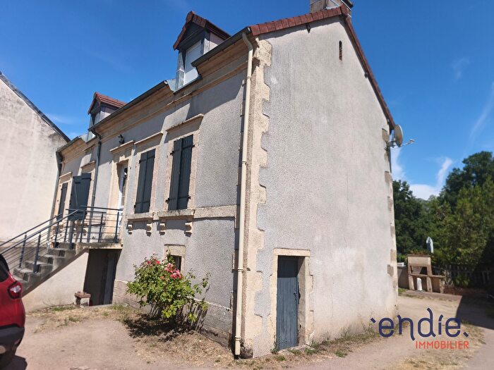 Cosne-d'Allier : Maison 7 pièces à vendre