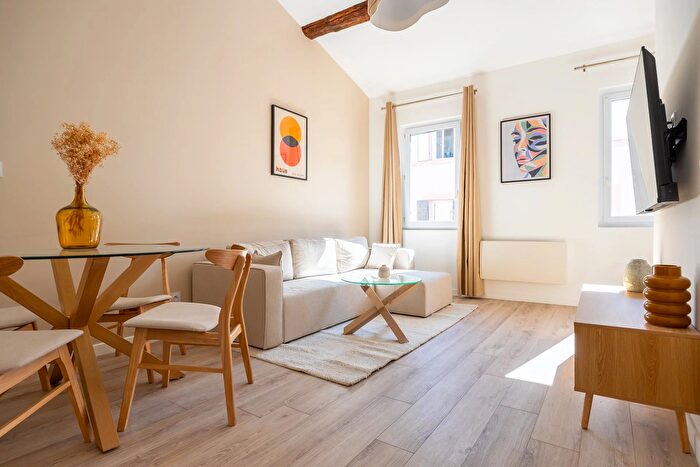 Appartement 2 pièces à Marseille 6ème, Cours julien, Notre-Dame-des-Monts, à louer
