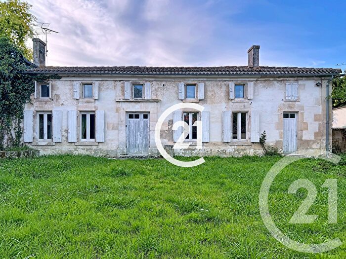 Maison à vendre - Graves-Saint-Amant - 6 pièces - 4 chambres