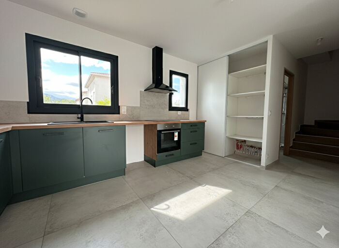 Appartement à louer - Furiani - 4 pièces - 3 chambres