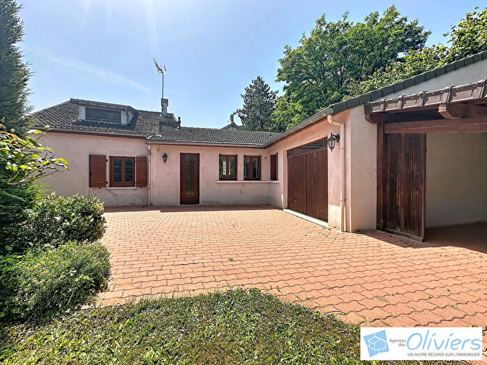Cernay-la-Ville : Maison 4 pièces à vendre