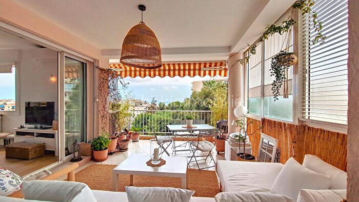 Maisons à vendre et appartements à louer - 1