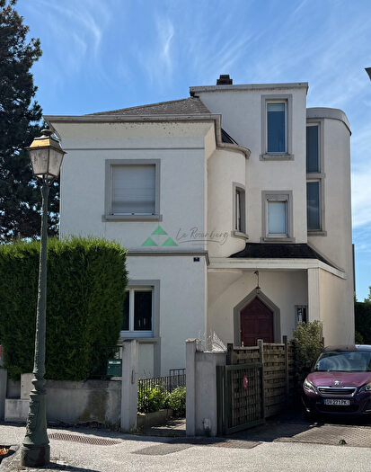 Maison à vendre - Huningue - 6 pièces - 3 chambres