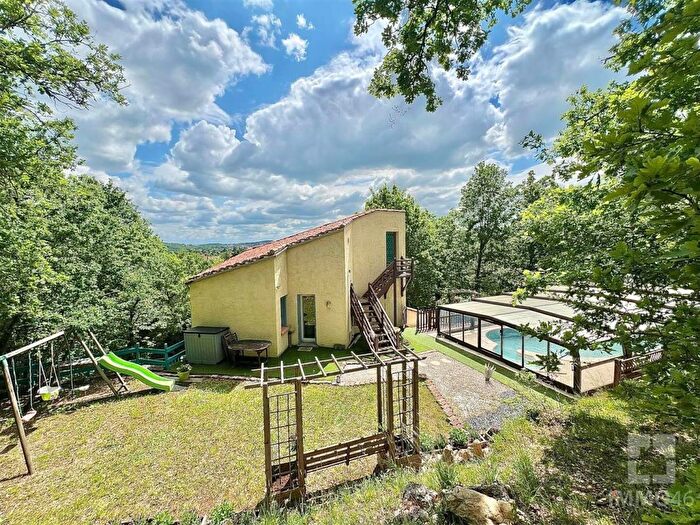 Maison à vendre - Pradines - 7 pièces - 5 chambres