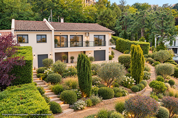 La Mulatière : Maison 8 pièces à vendre
