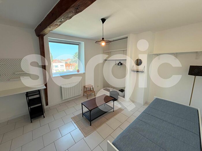 Appartement 1 pièce à louer à Béthune, Centre-ville