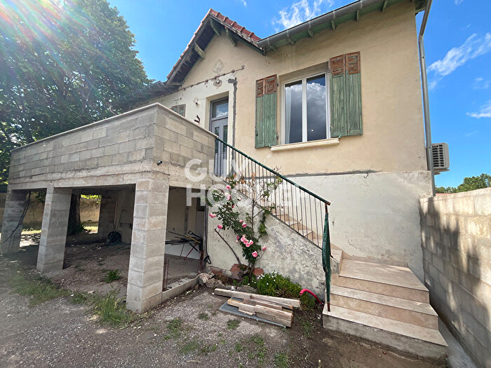 Maison 3 pièces à Entraigues-sur-la-Sorgue, à vendre