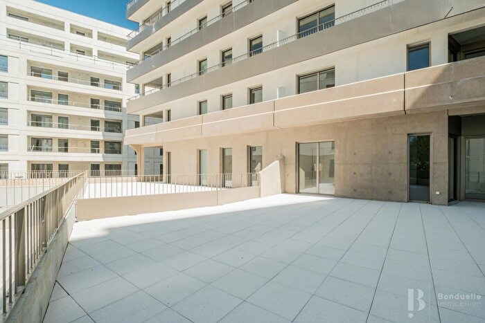 Appartement à louer - Bordeaux, Gare Saint-Jean - 4 pièces - 3 chambres