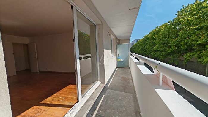 Appartement à vendre - Vitry-sur-Seine, Stalingrad - 5 pièces - 4 chambres