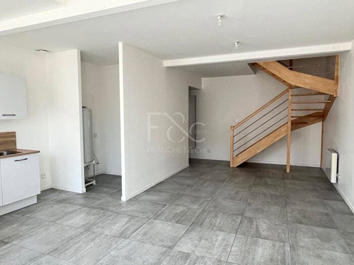 Appartement 3 pièces à louer - Saint Clair- Quais du Rhône, Caluire-et-Cuire