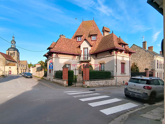 Maison 6 pièces à louer - Fismes