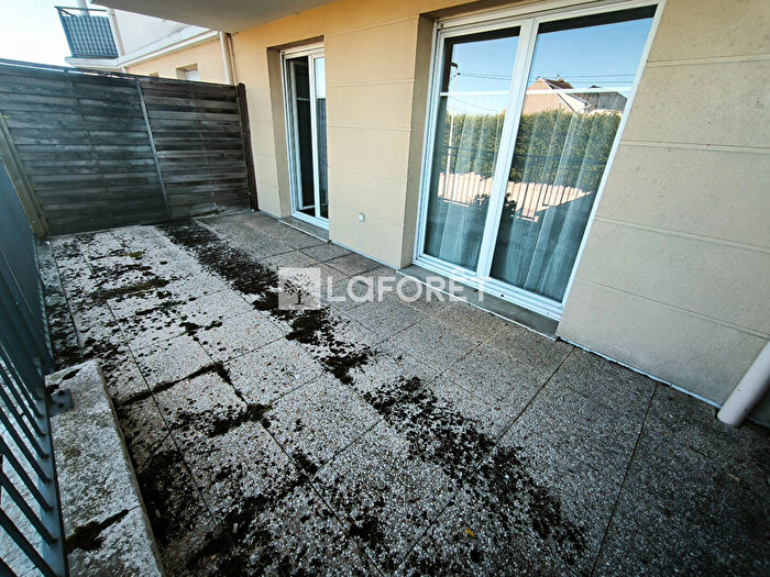 Mantes-la-Ville, Merisiers, Plaisances, Belles Lances : Appartement 1 pièce à vendre