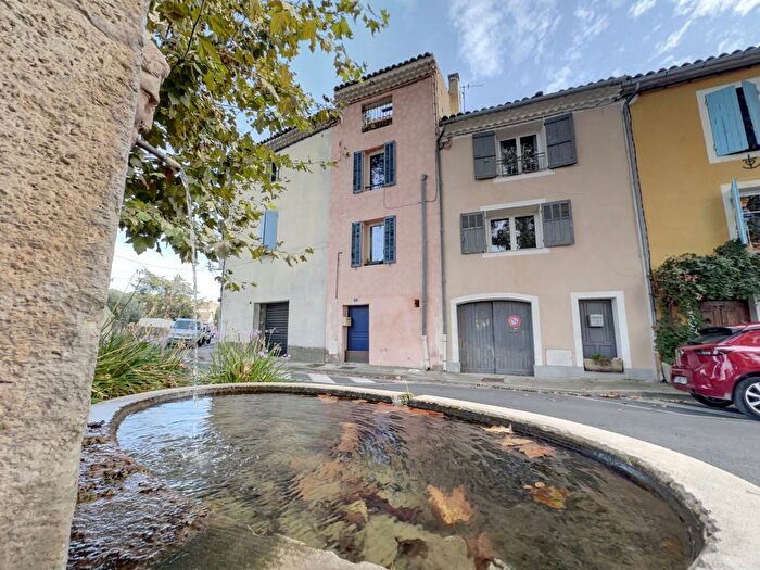 Appartement à louer - Zone Urbaine, Lambesc - 2 pièces - 1 chambre