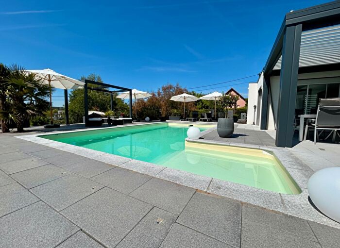 Maison 7 pièces à vendre à Laire