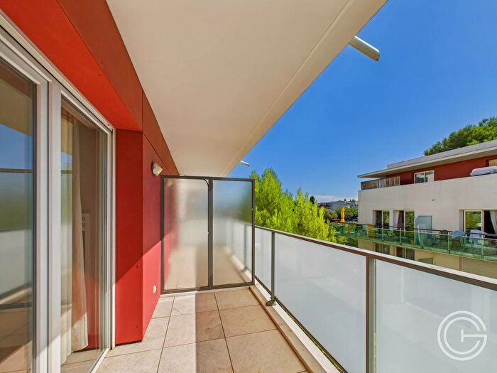 Appartement à vendre - Antibes, Rastines, Super Antibes, Laval, La Fontonne - 2 pièces - 1 chambre