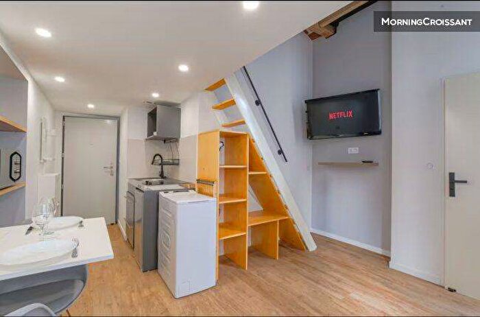 Appartement 1 pièce à Claveliere-Malletiere, Oullins-Pierre-Bénite, à louer