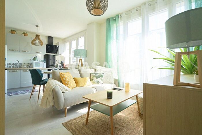 Appartement à vendre - Lille, Centre-ville, Euralille - 6 pièces - 5 chambres