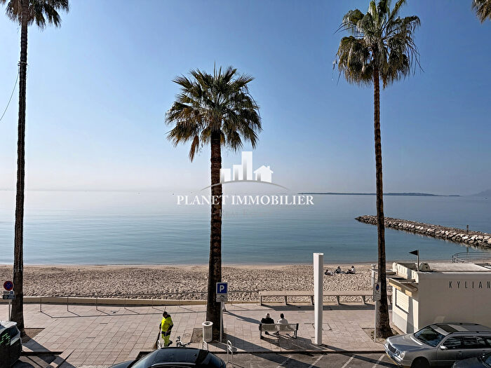 Appartement à vendre - Antibes, Juan-les-Pins, Le Cap - 3 pièces - 2 chambres