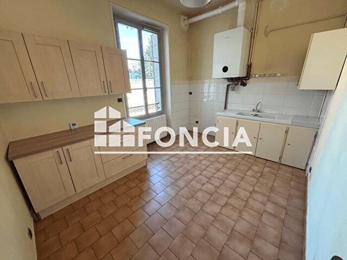 Appartement à louer - Centre Ville, Blois - 4 pièces - 3 chambres