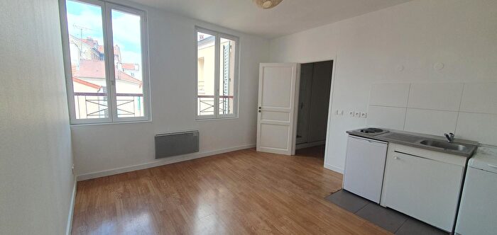 Appartement 1 pièce à louer à Nanterre, Centre-ville
