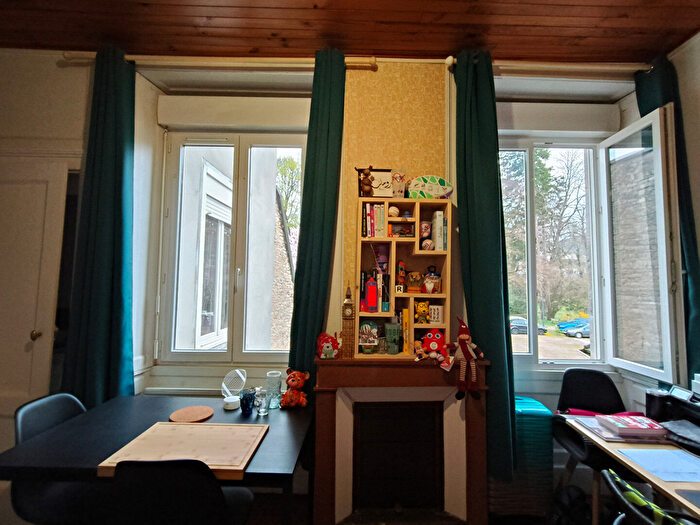 Appartement à louer - Besançon, Boucle, Chapelle des Buis - 1 pièce - 1 chambre