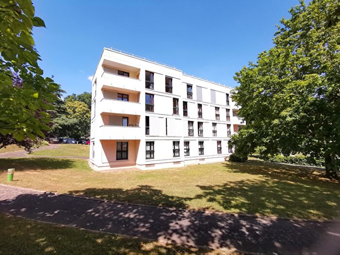 Cormeilles-en-Parisis, Haut et Centre : Appartement 4 pièces à vendre